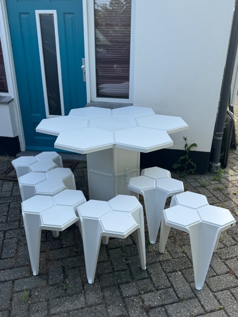 Jasp Zeshoek Klaptafel en Stoelen van Mensa | €695 | Whoppah