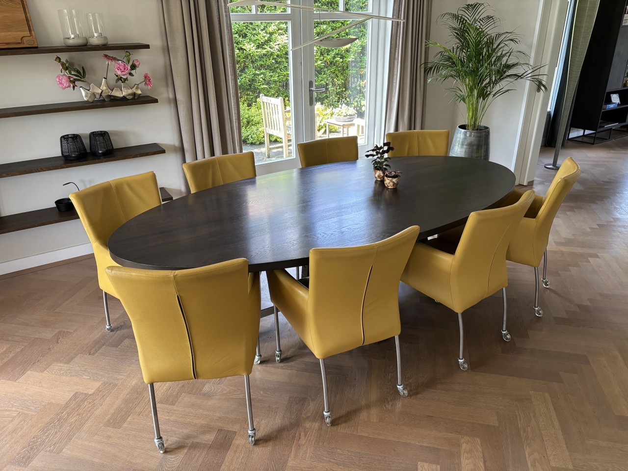 Eetkamerset met 8 stoelen | €800 | Whoppah