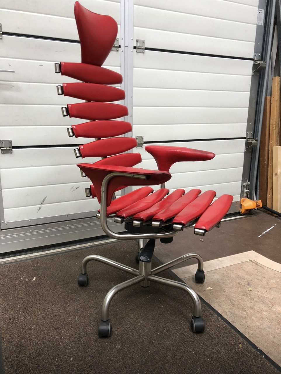 De Sede Skeleton DS-2100 Siège de direction | €1,250 | Whoppah