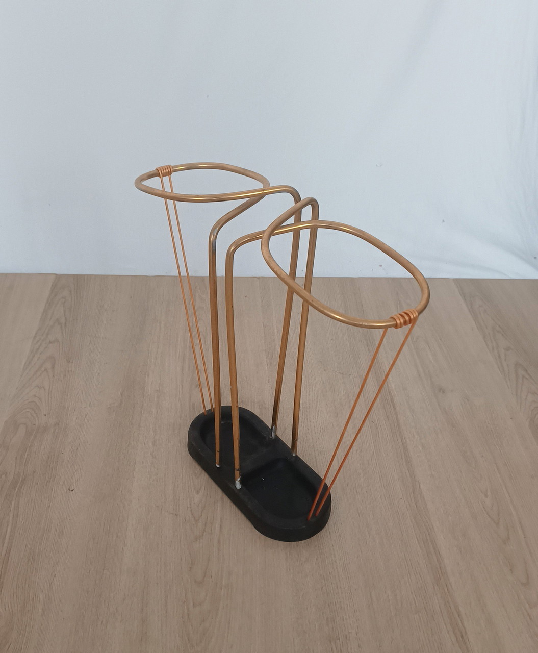 String Umbrella Stand From The Fifties | €149 | Whoppah