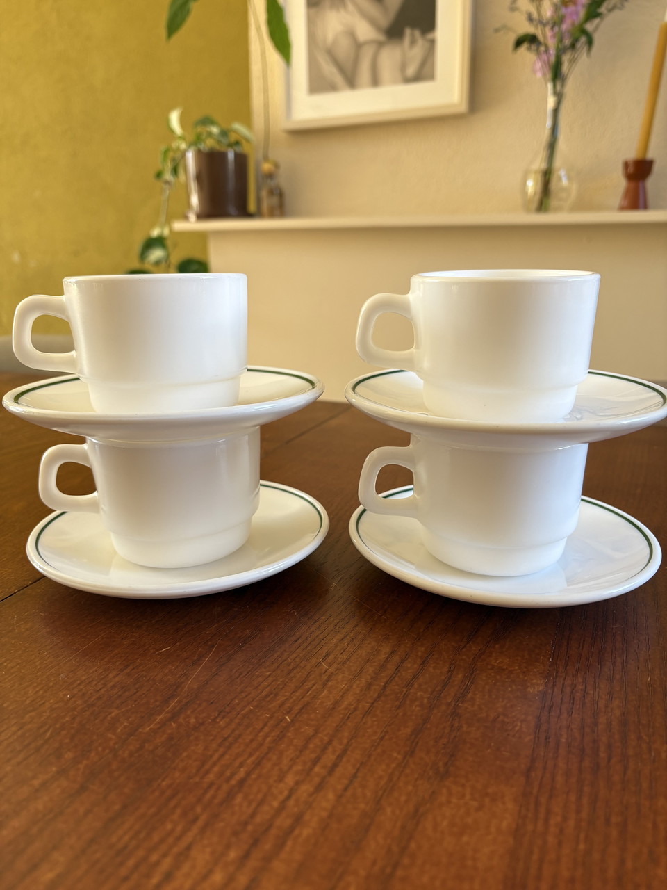 Vintage Arcopal Cup And Saucer Restaurant 4 Pieces | €10 | Whoppah