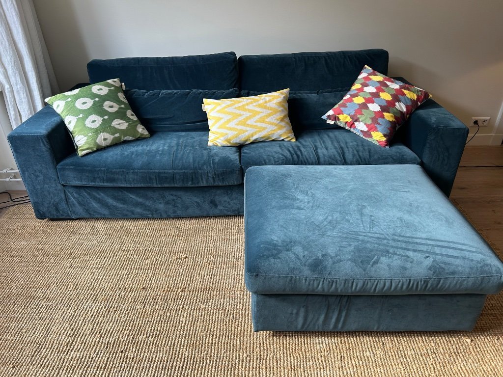 Sofa and stool DECOR Amsterdam | €750 | Whoppah