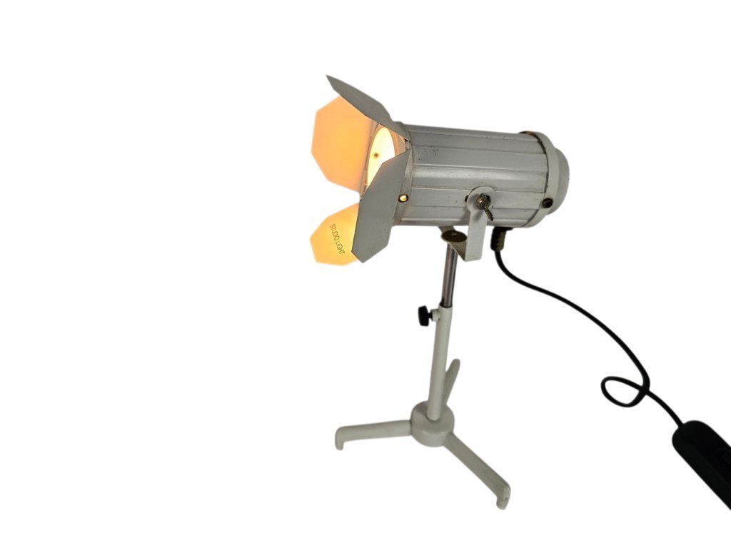 Vintage verlichting - studiolamp - statief reflectorlamp - bioscooplamp ...