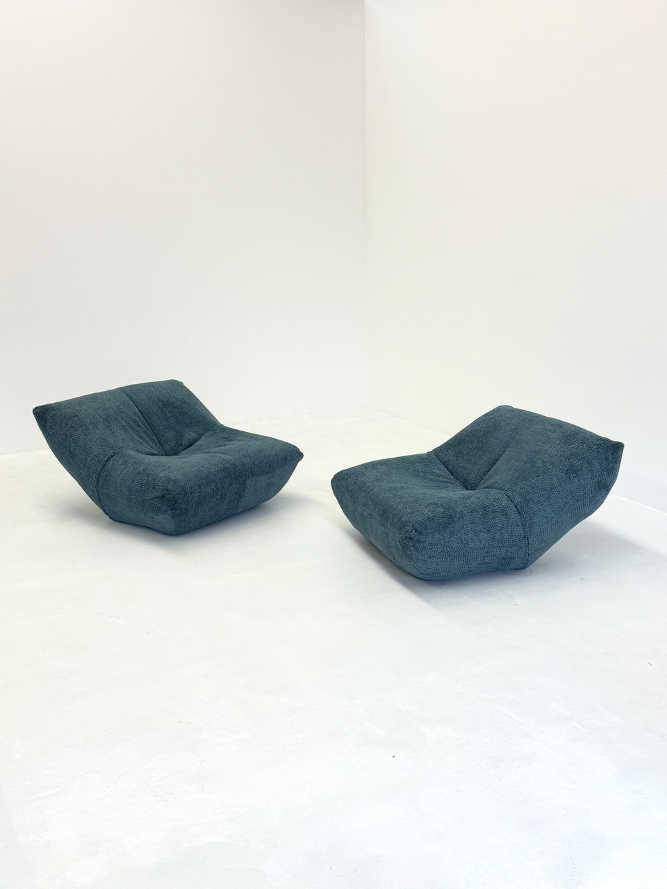 Papillon Lounge Chairs by Guido Maria Rosati for Giovannetti in Blue ...