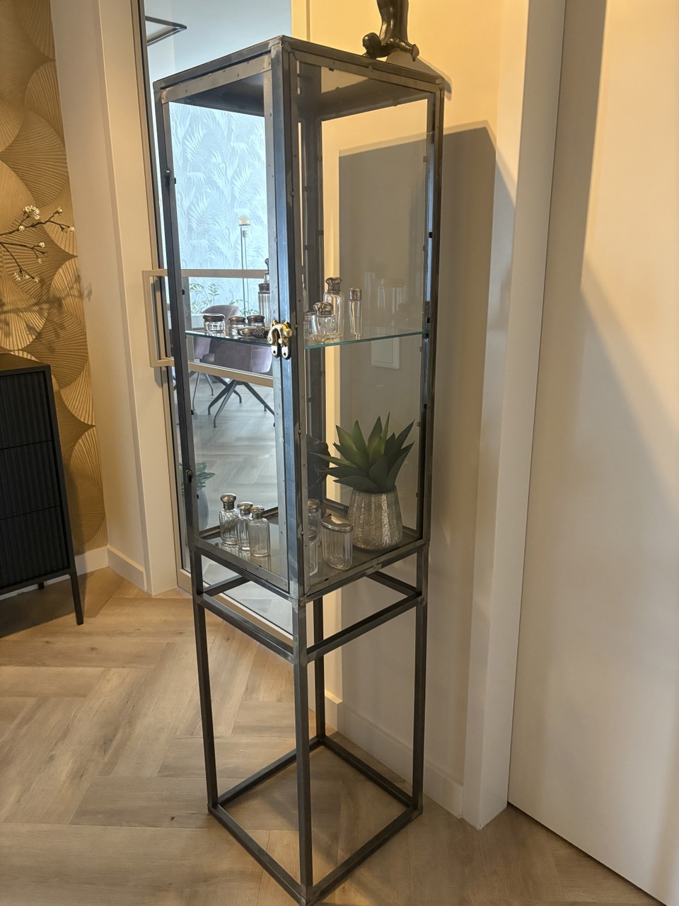 Wunderschöne Vitrine Glas Ikea Ebenbild