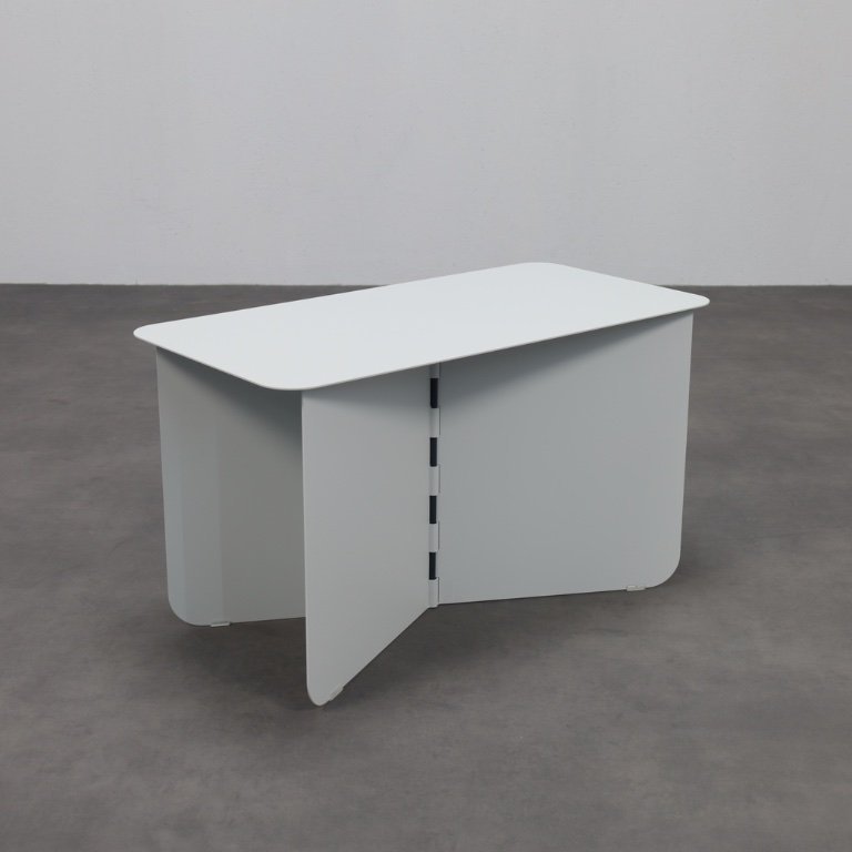 Bijzettafel Scharnier Groot van Lex Pott voor Puik Design grijs | €190 ...