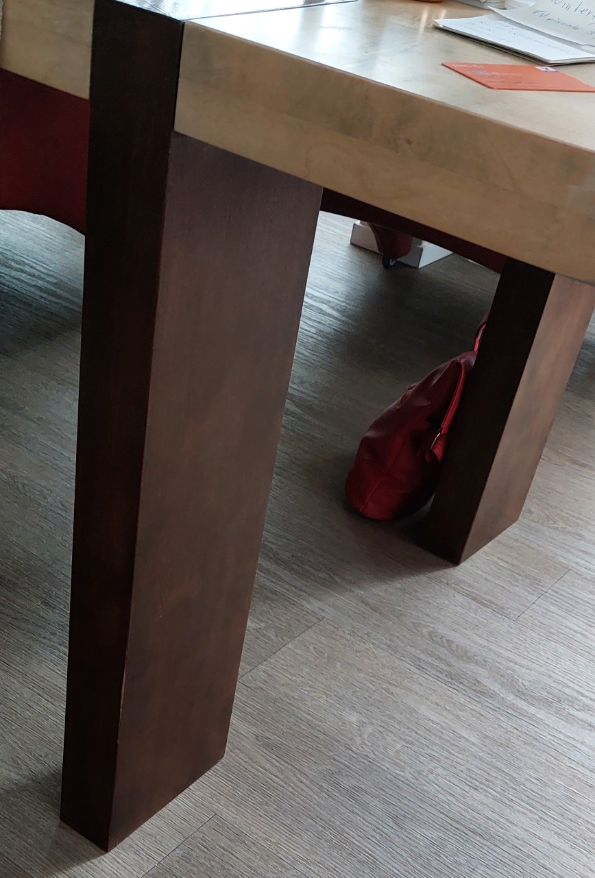 Dining Table Essen | €1,000 | Whoppah