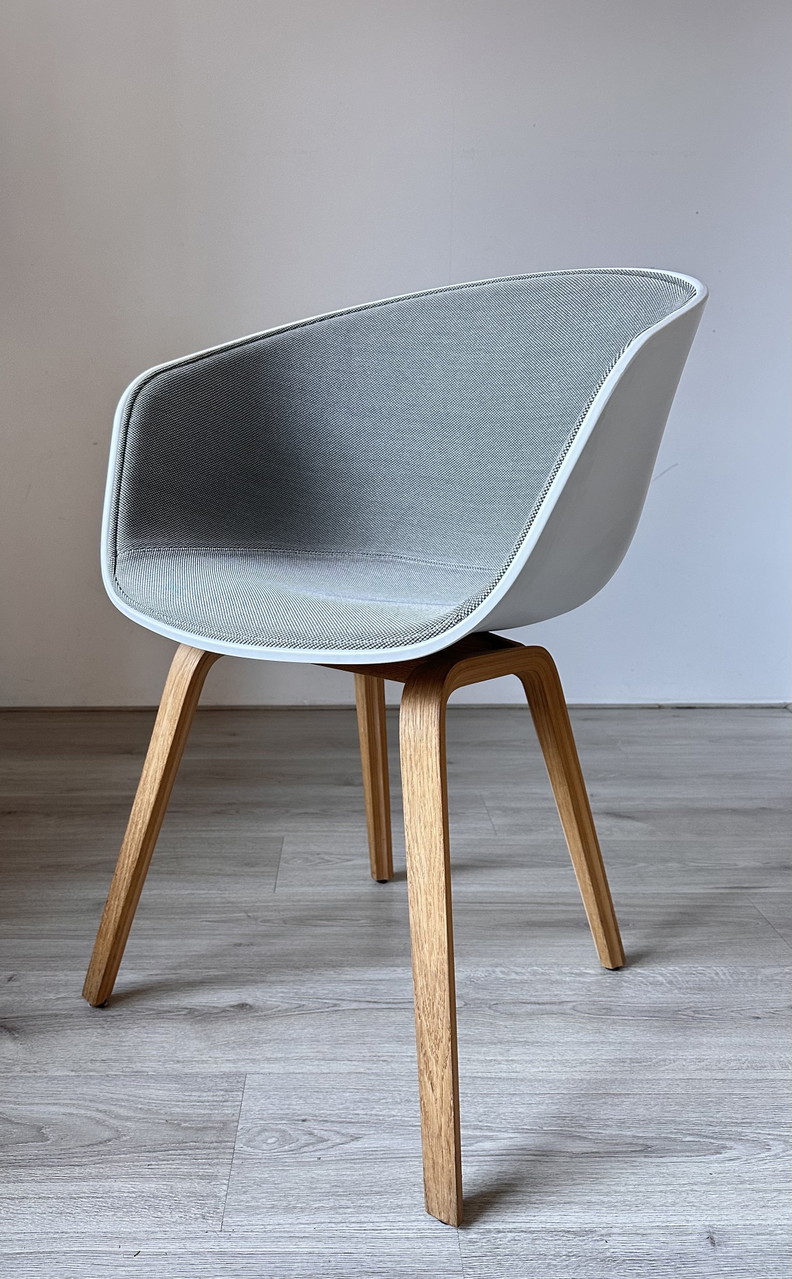 4x Hay AAC 22 Design Chairs | €595 | Whoppah