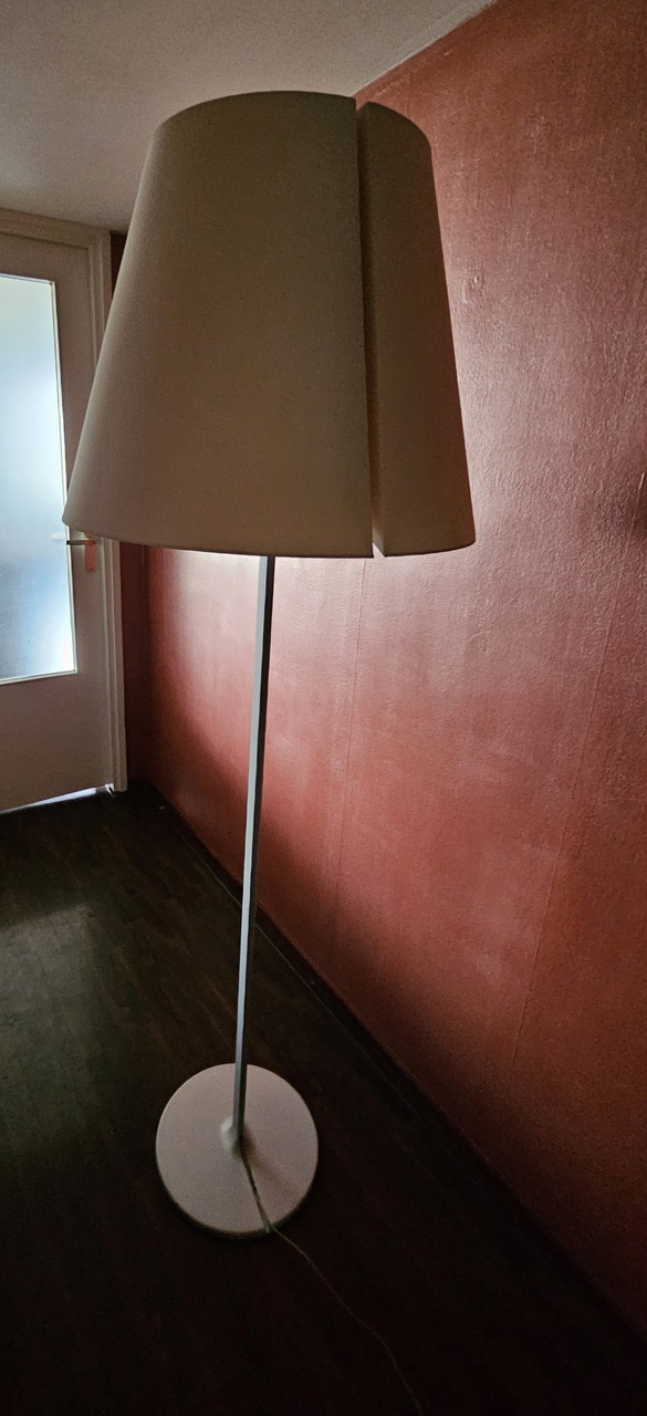 Artemide Melampo Mega Vloerlamp | €475 | Whoppah