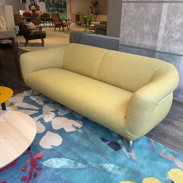Sofá de 3 plazas Pode Yanda | €1,749 | Whoppah
