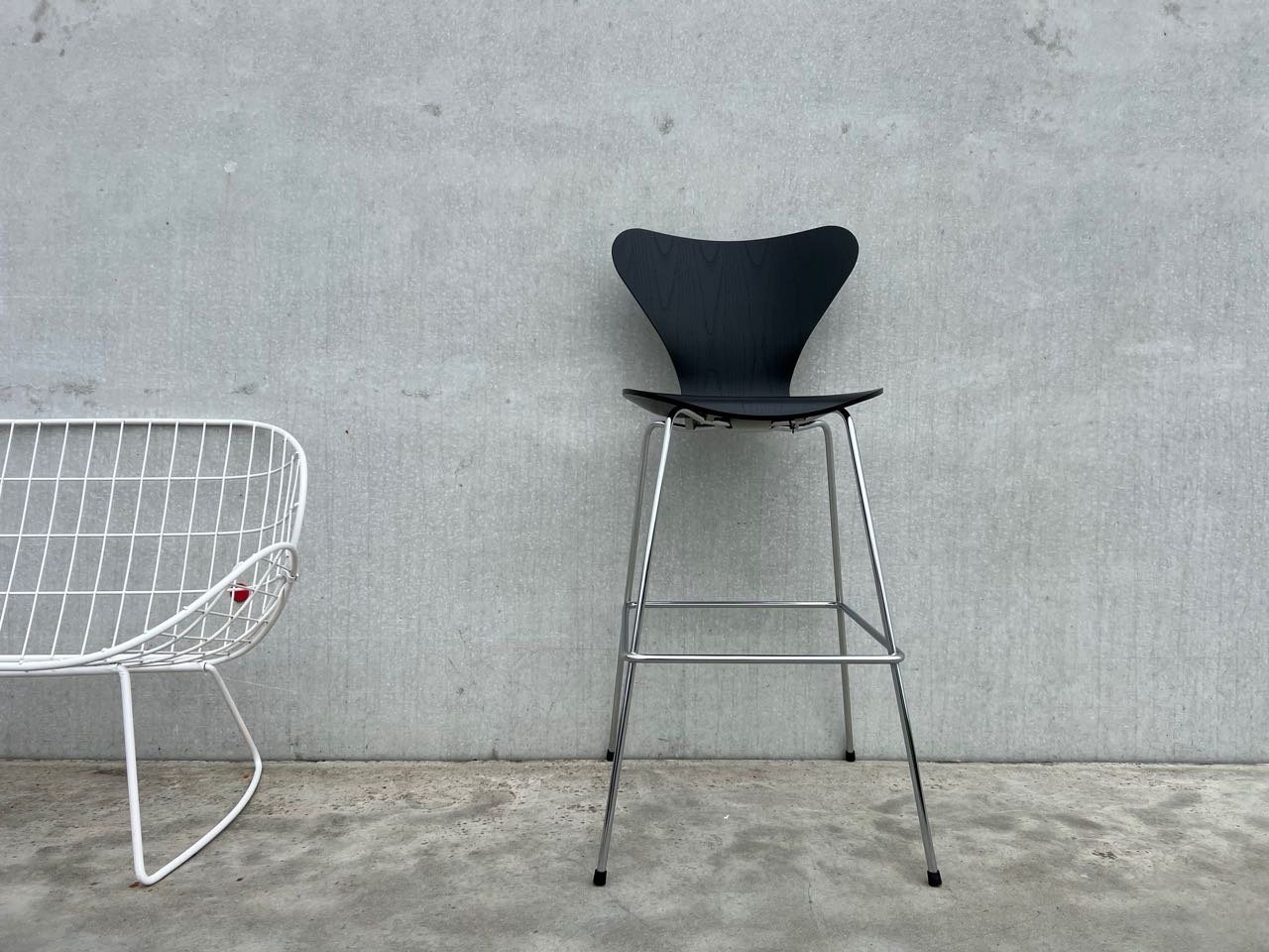 Fritz Hansen Series 7 Barstool | €297 | Whoppah