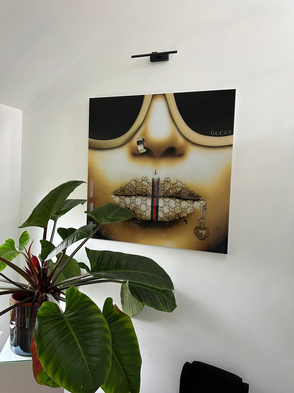 Andrew Martin Artwork Plexi Gucci | €1,290 | Whoppah