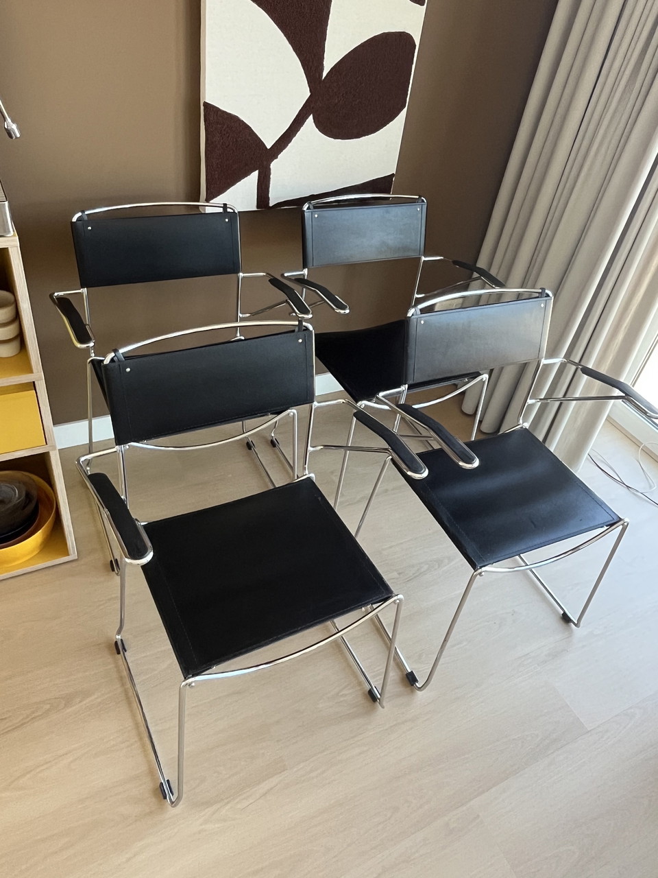 Giandomenico Belotti - 4 Italiaanse Design Stoelen | €400 | Whoppah