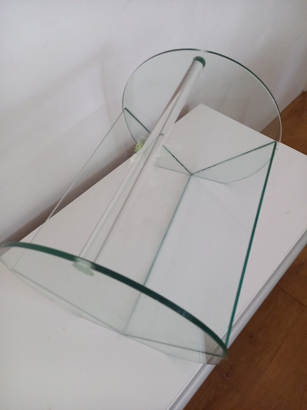 Glass lectern Helderr Adele R | €90 | Whoppah