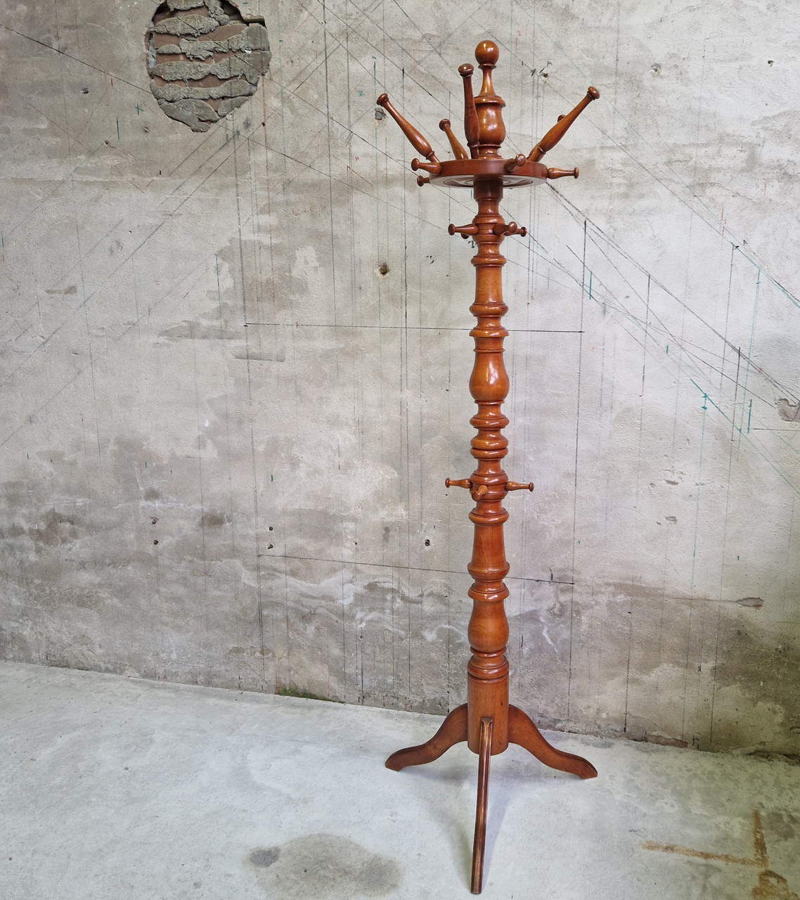 Classic Coat Rack Wooden Standing Coat Rack | €249 | Whoppah
