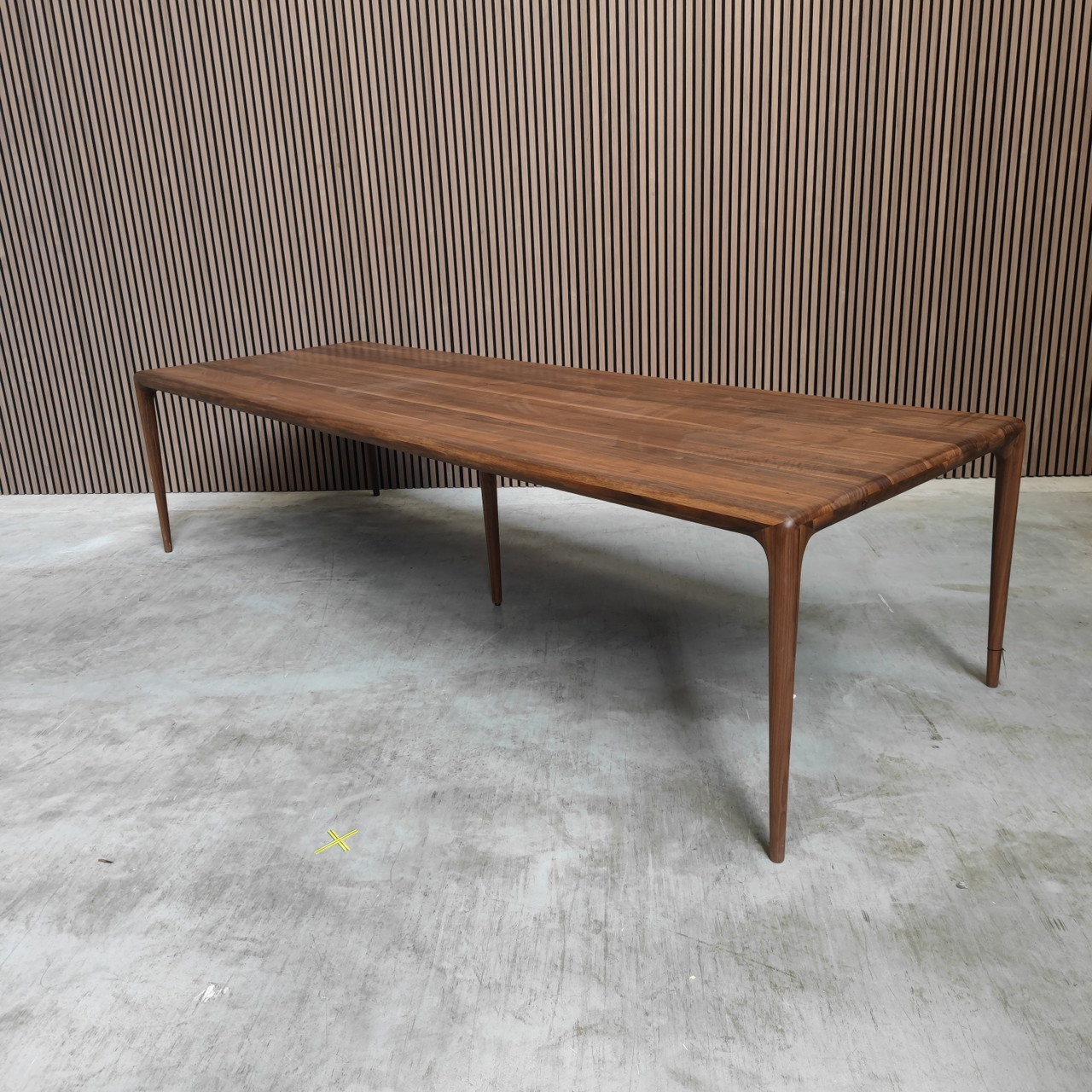 Artisan Latus Dining Table in Solid European Walnut | €10,000 | Whoppah