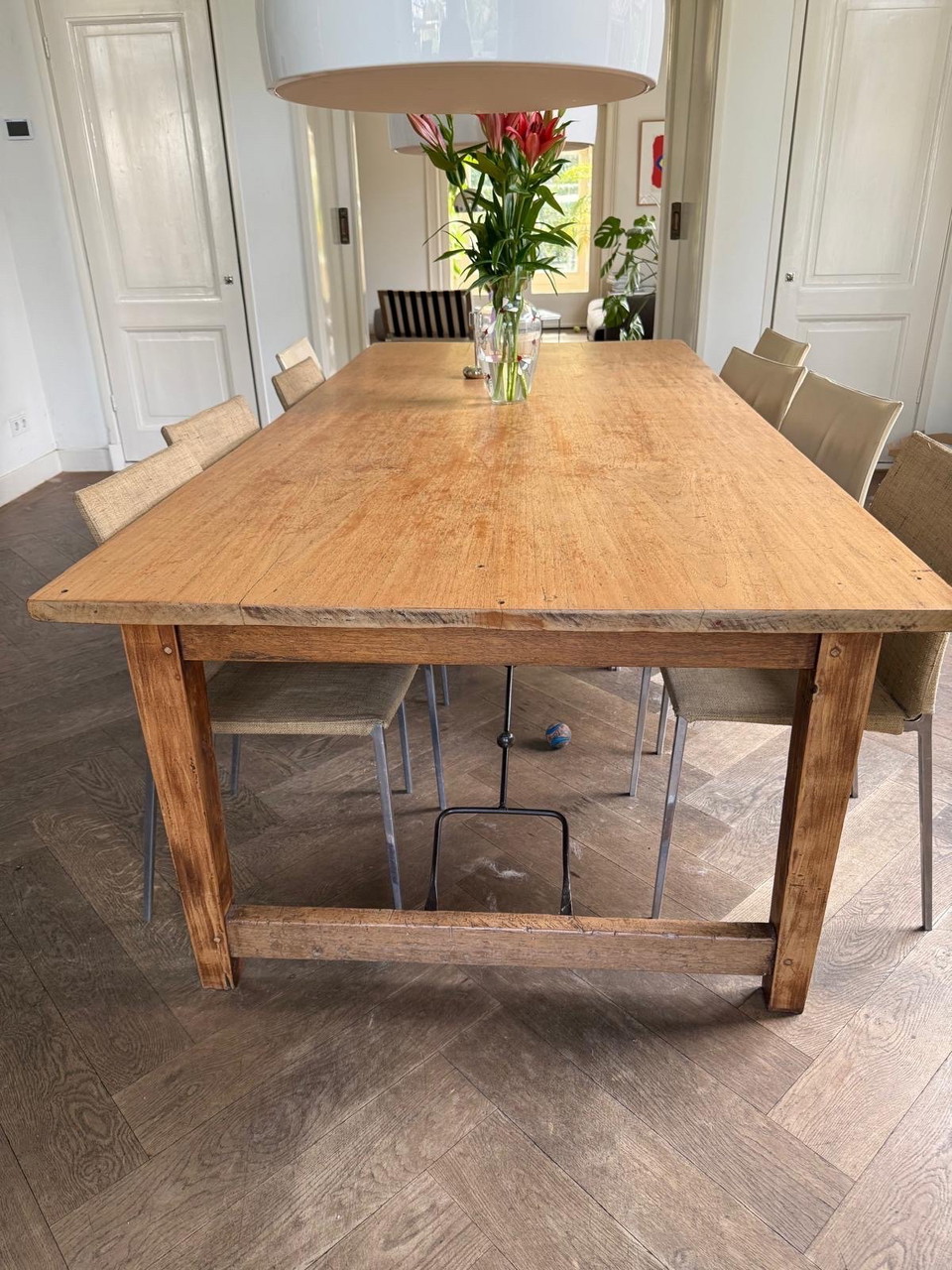 Table ancienne en teck | €325 | Whoppah