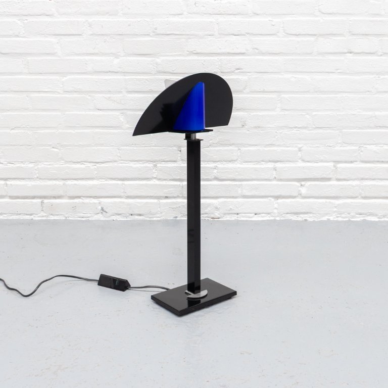 Dijkstra Table Lamp Memphis 80s | €385 | Whoppah