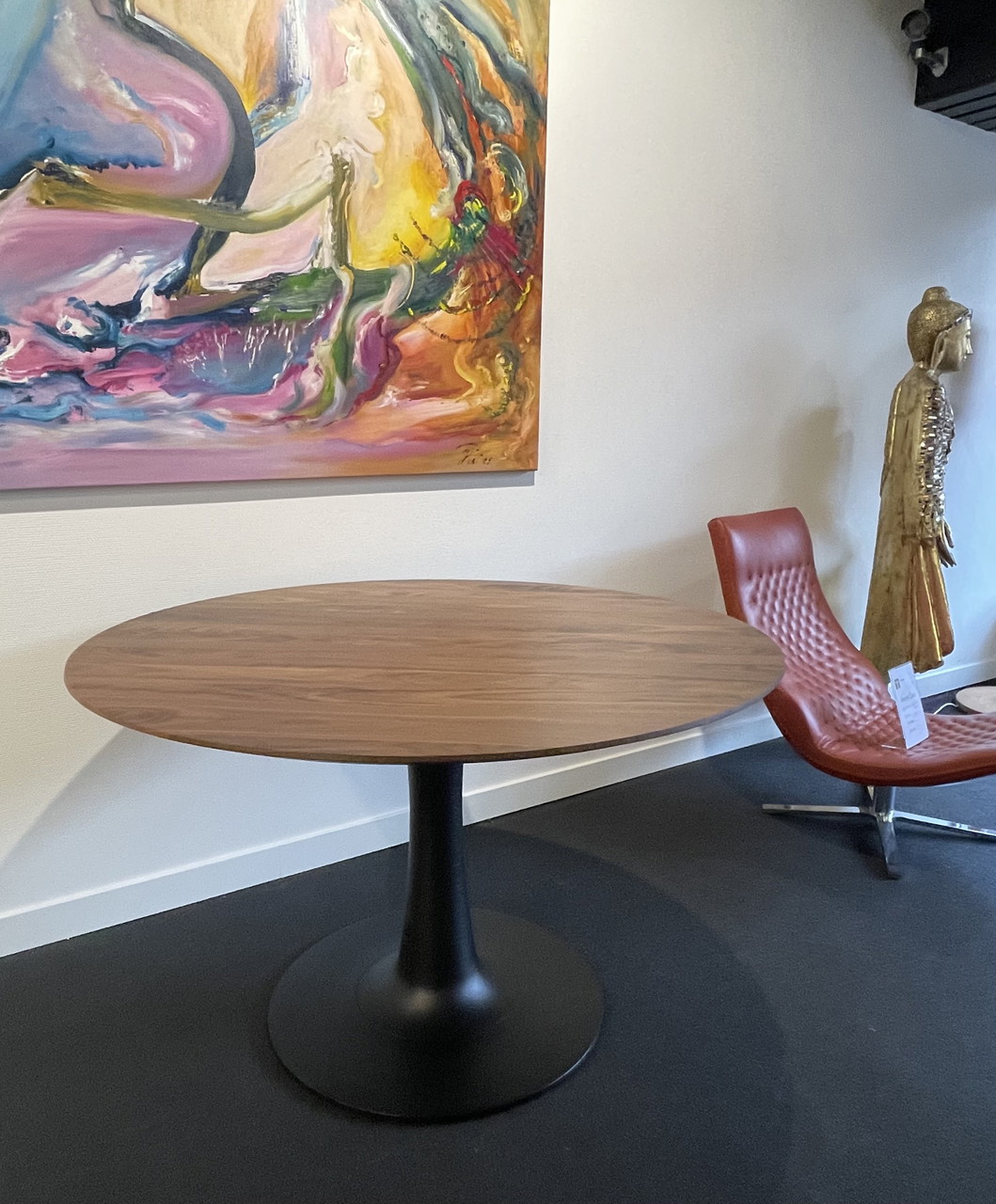 Leolux Columna Tisch Nussbaum massiv Neu | €3,970 | Whoppah