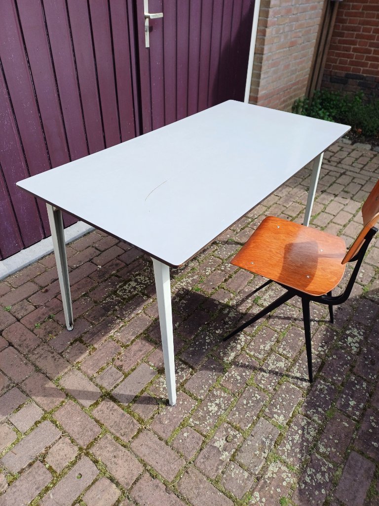 Friso Kramer Table | €350 | Whoppah