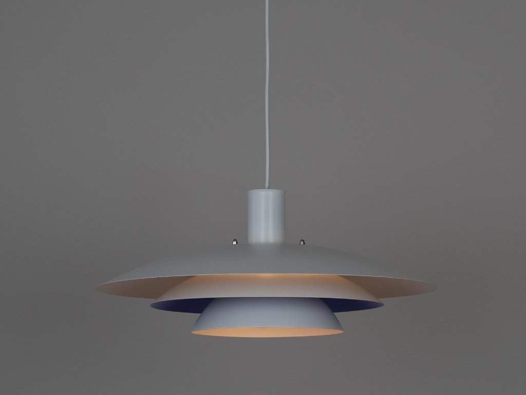 Danish vintage pendant lamp Form light, 1980s | €280 | Whoppah