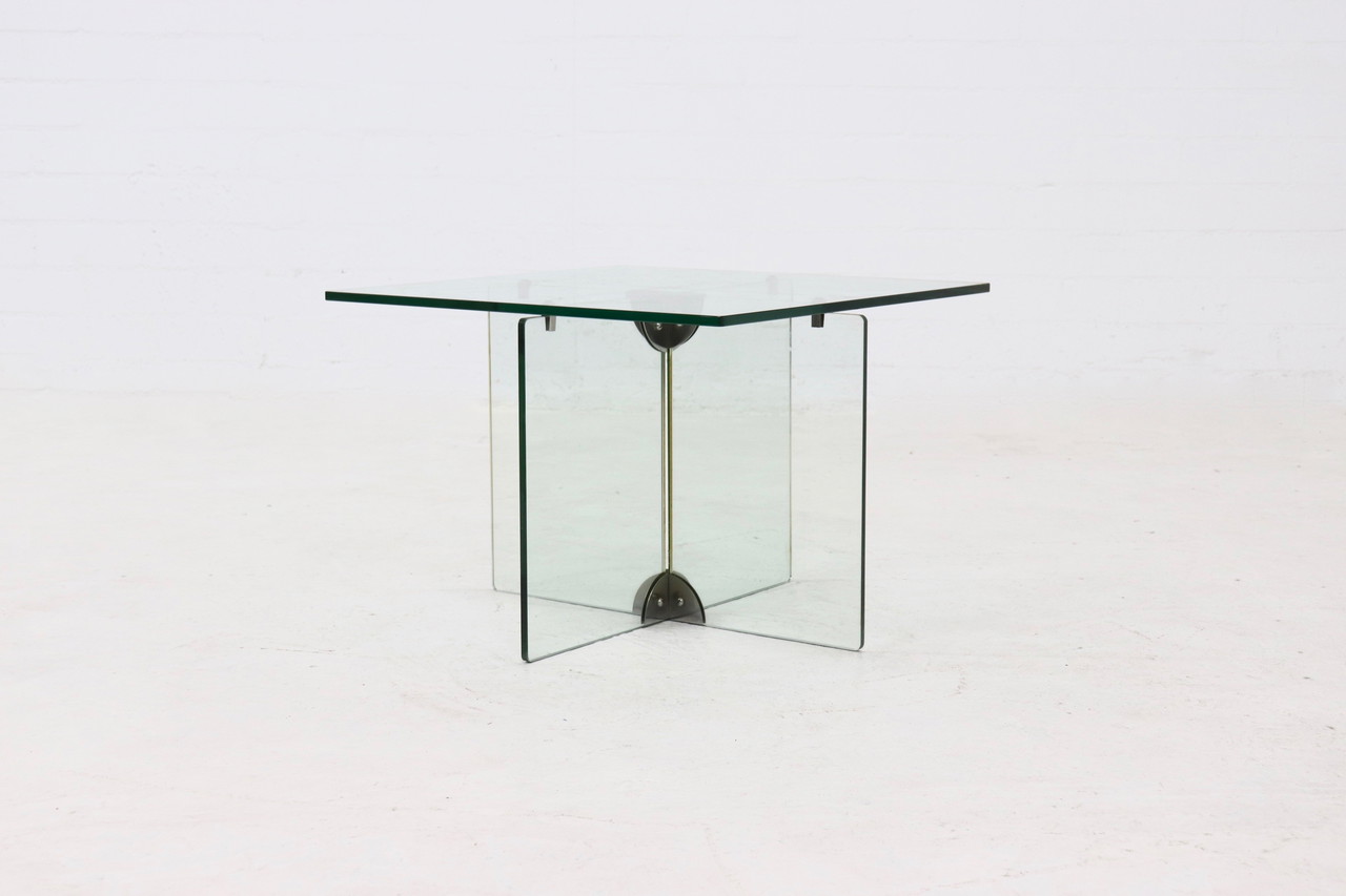 Table d'appoint italienne vintage | €325 | Whoppah