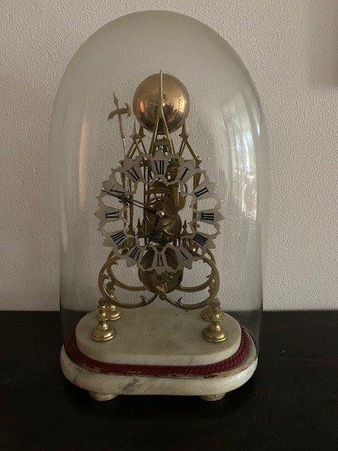French skeleton clock | €500 | Whoppah