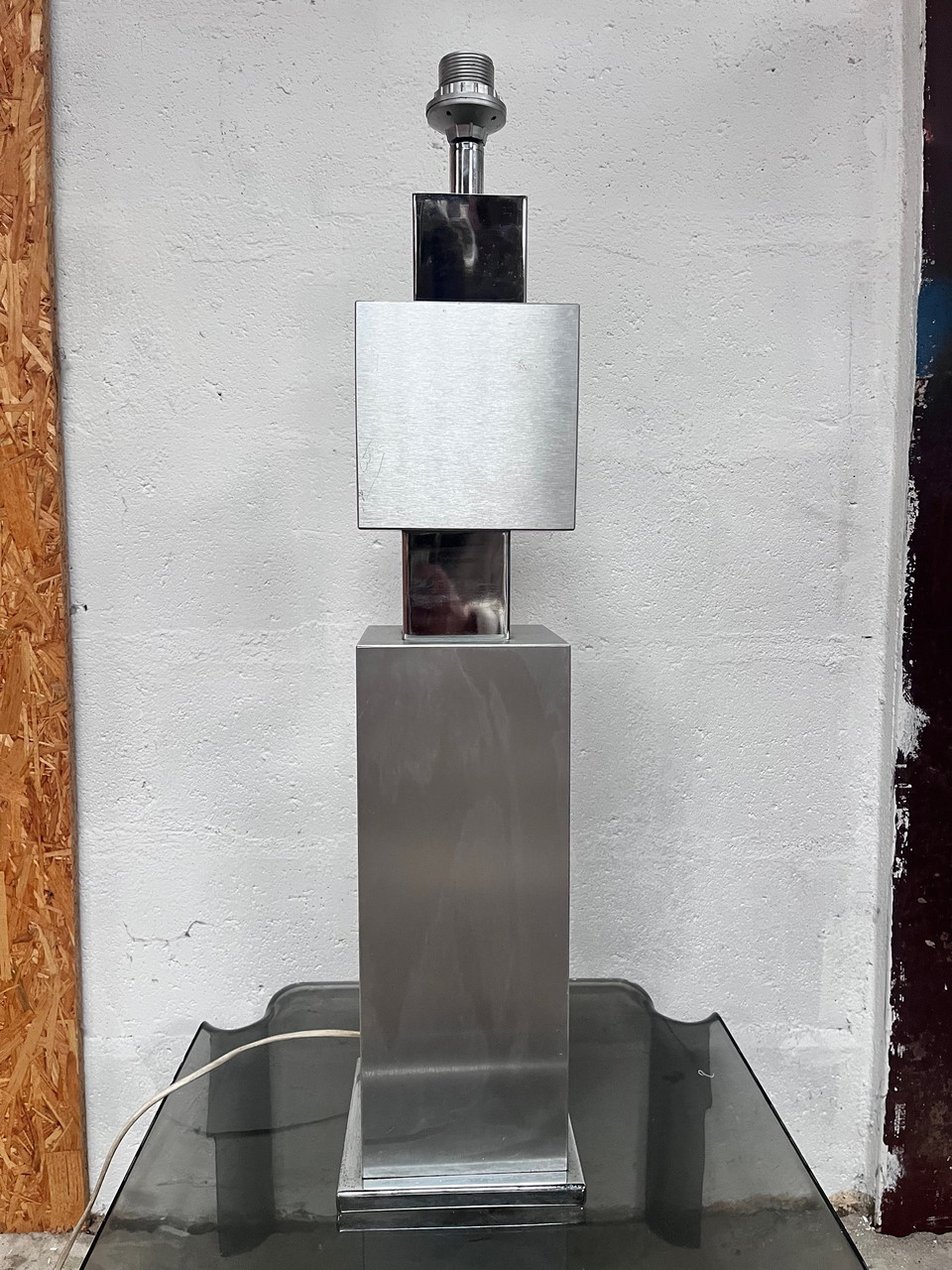 Large Metal Lamp Stand, 1970 | €450 | Whoppah