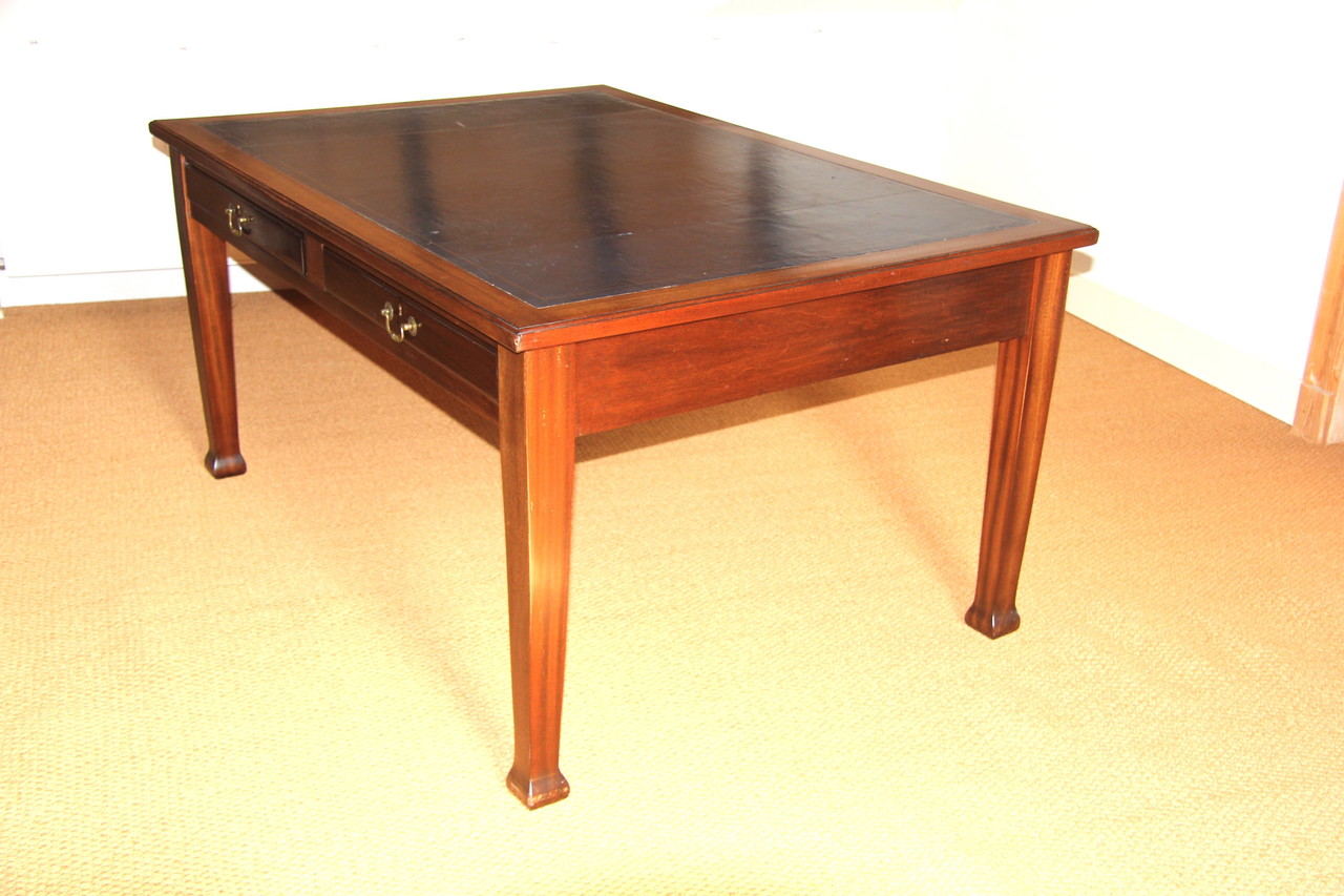 Special Sleek Antique Double Desk/Table | €485 | Whoppah