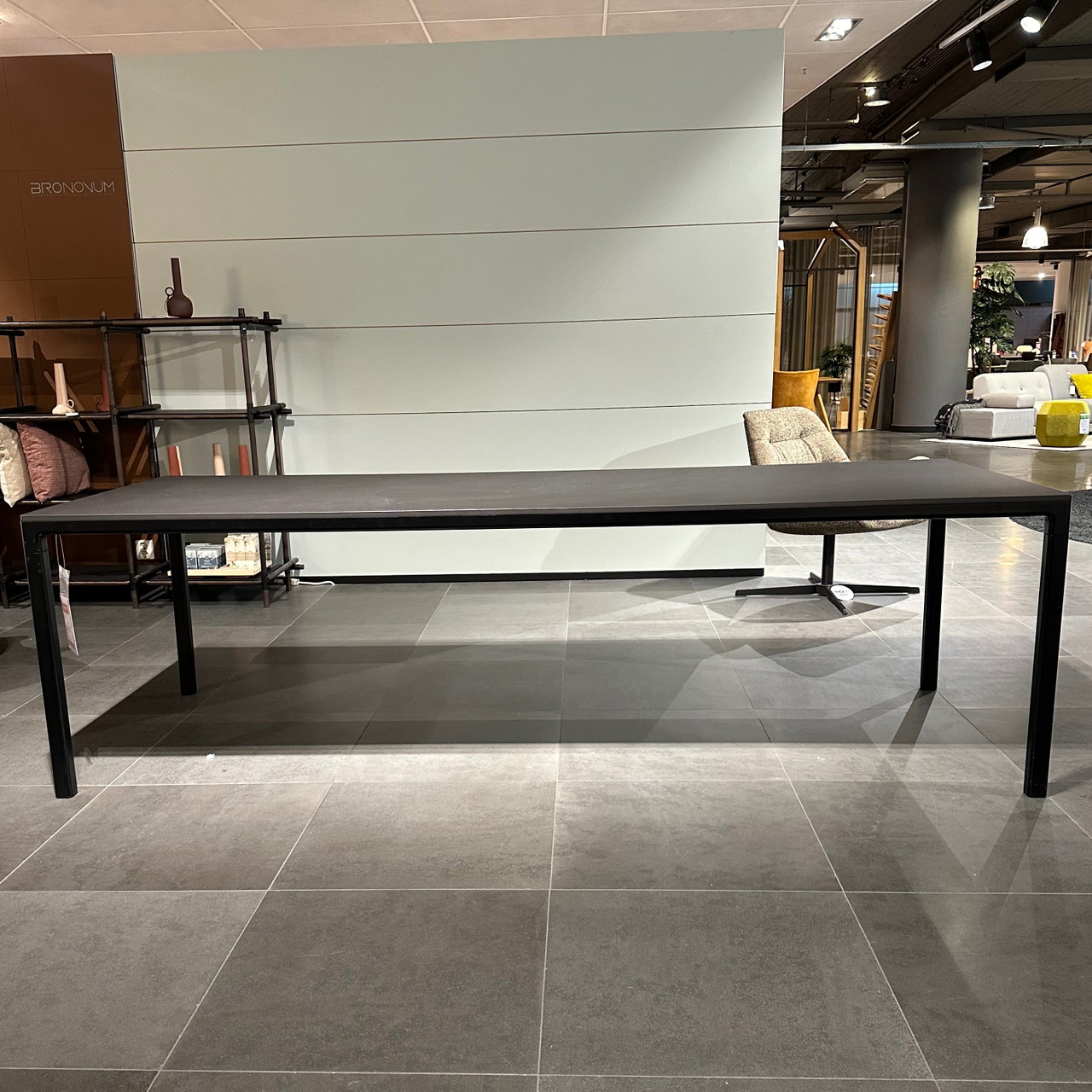 Hay T12 eettafel - 250x95 | €1,524 | Whoppah