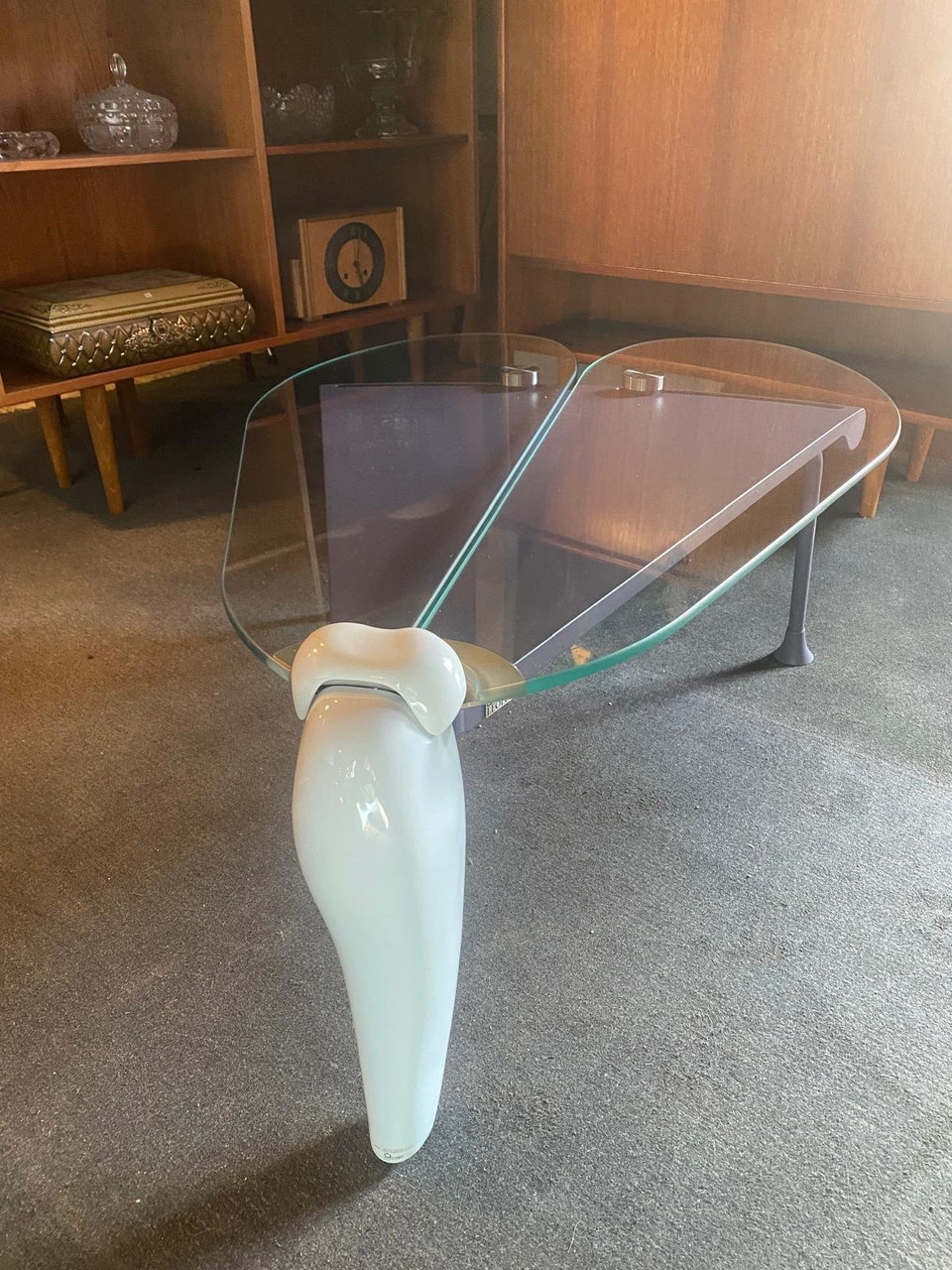 Leolux design vlindertafel | €675 | Whoppah