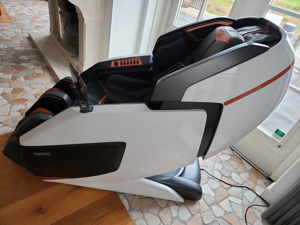 Casada/Komoder titan massagestoel met garantie | €5,720 | Whoppah