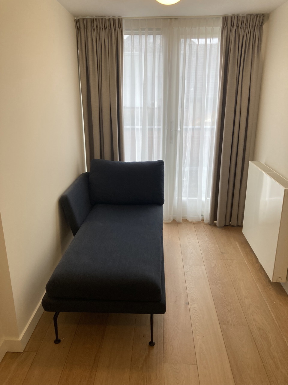 Vitra Suita Chaise Longue | €2,000 | Whoppah