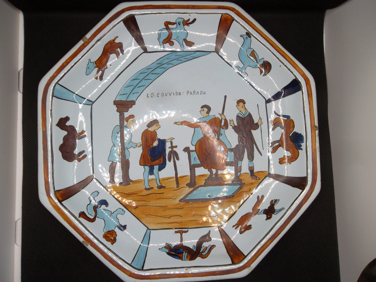 2 Bayeux plates | €126 | Whoppah