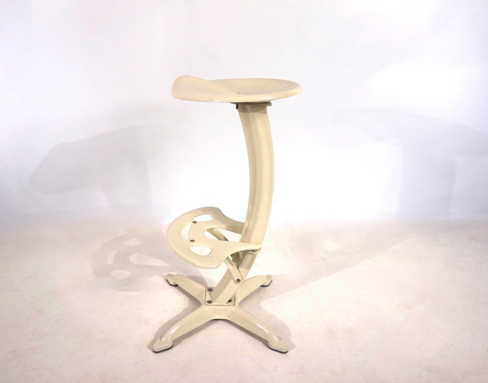 Lotus bar stool by Yasu Sasamoto for Dulton Co., 1990 | €333 | Whoppah