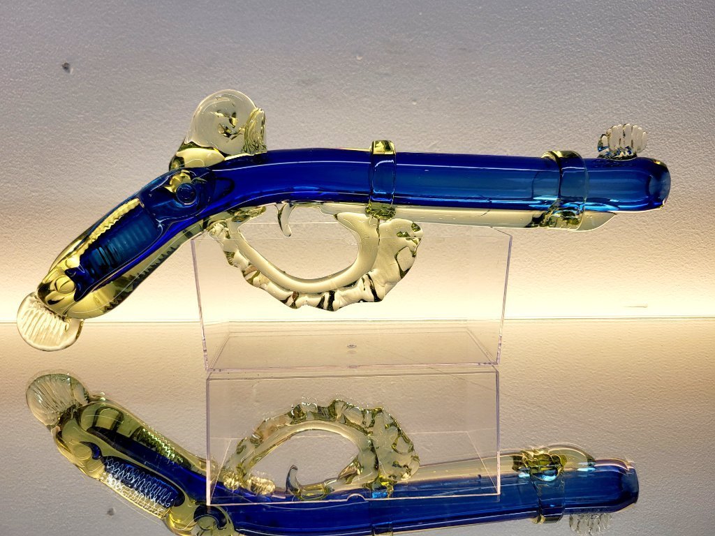 Murano glass art pistol, Italy, 1960s | €195 | Whoppah