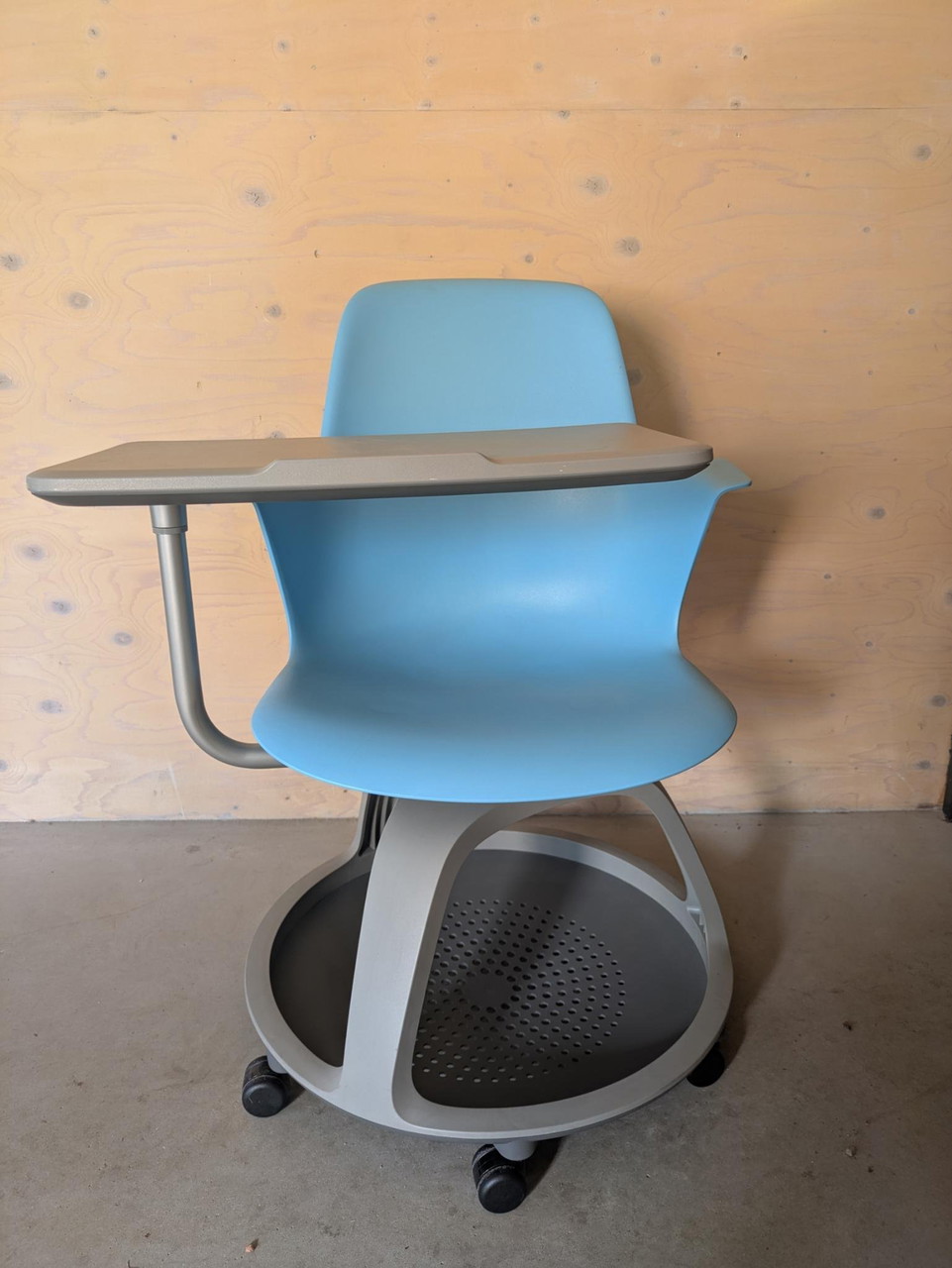 Steelcase Node Chair - Blue | €295 | Whoppah
