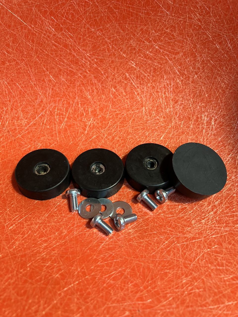 EAMES HERMAN MILLER VITRA SHOCKMOUNT EVANS | €55 | Whoppah