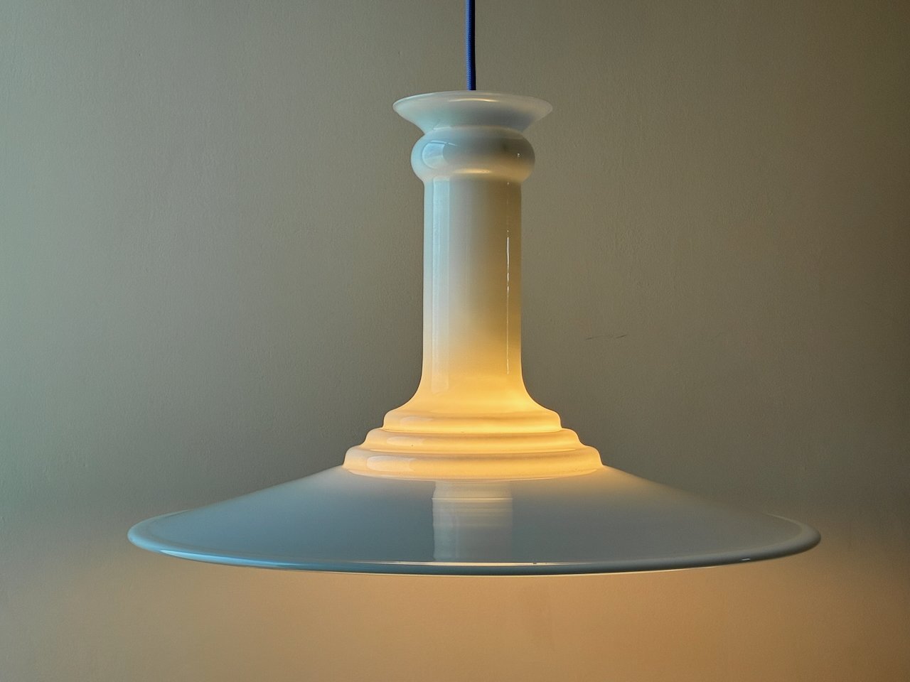 1x Sidse Werner Mythos Stor glass pendant lights by Holmegaard, Denmark ...