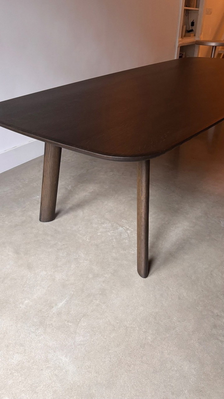 Solid oak Dutch Design table from Arco | €2,350 | Whoppah