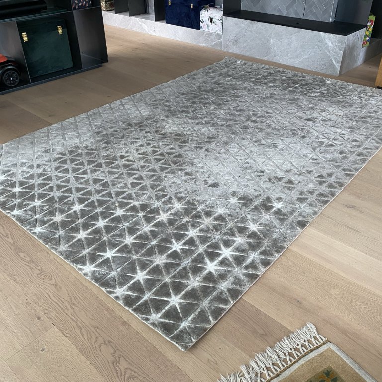 BoConcept - ANGULAR rug - 200x300cm | €1,199 | Whoppah