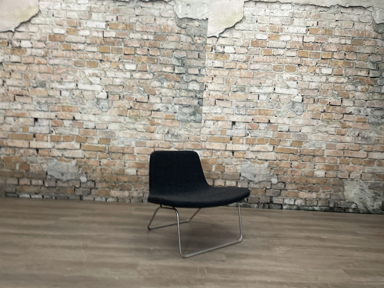 Hay Ray Lounge Chair Gray | €420 | Whoppah