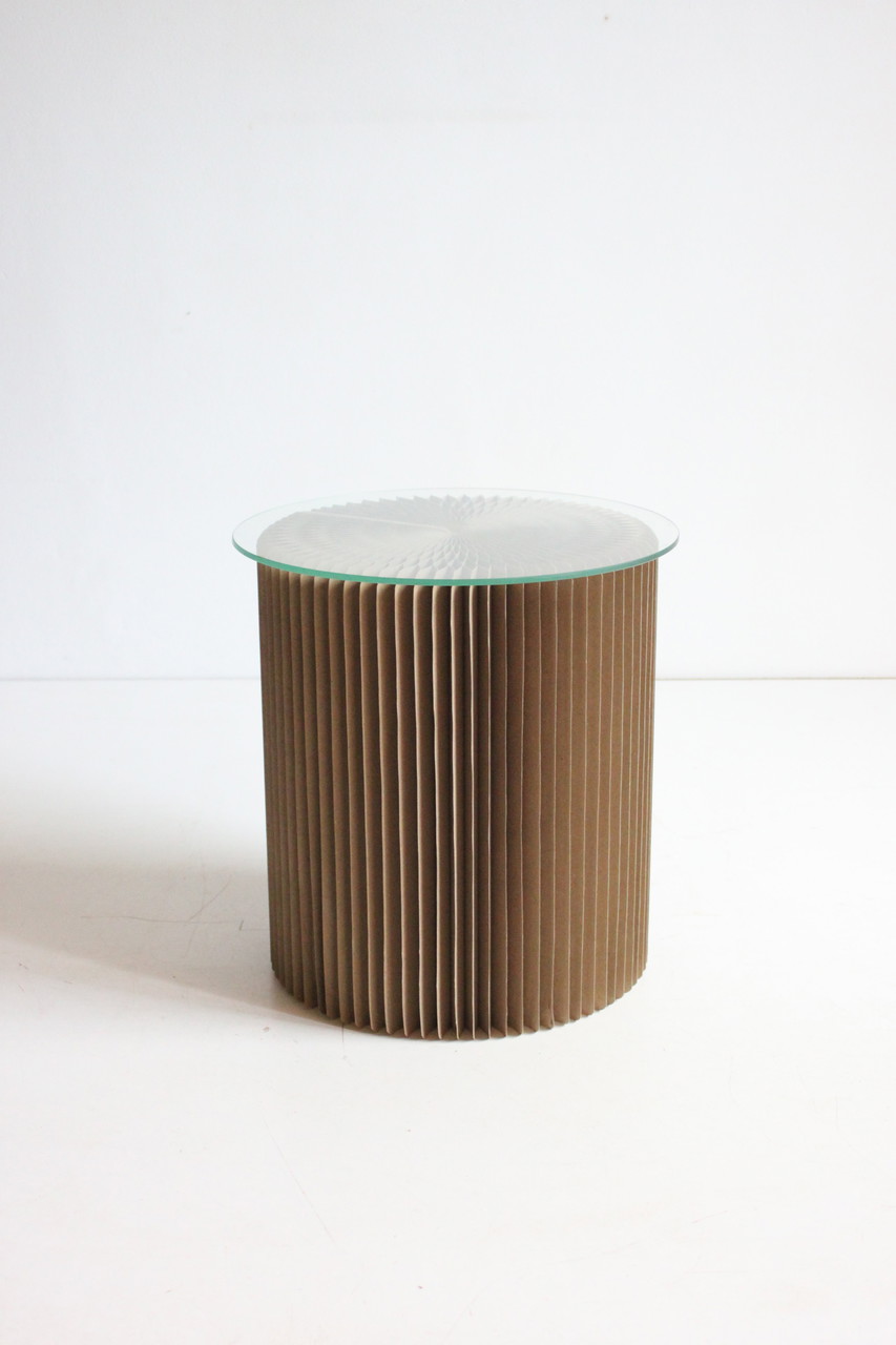 Foldable cardboard side table with glass top, 1970s | €95 | Whoppah