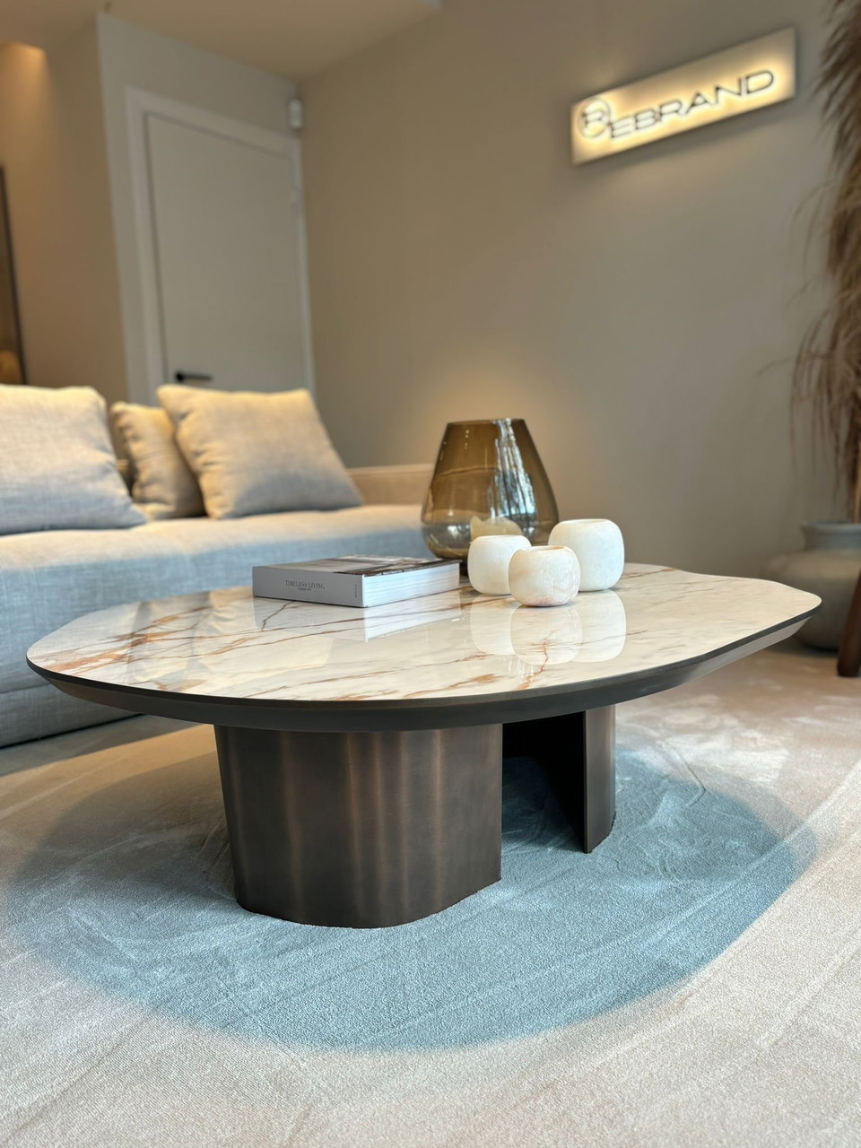 Tablez Table basse Zale | €2,695 | Whoppah