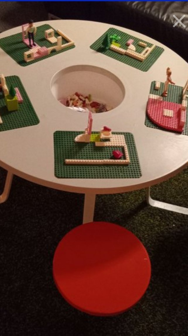 Vintage Lego Table 1970s/80s | €200 | Whoppah