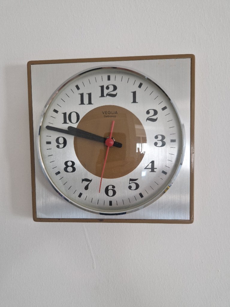Veglia wall clock from the 70s | €60 | Whoppah