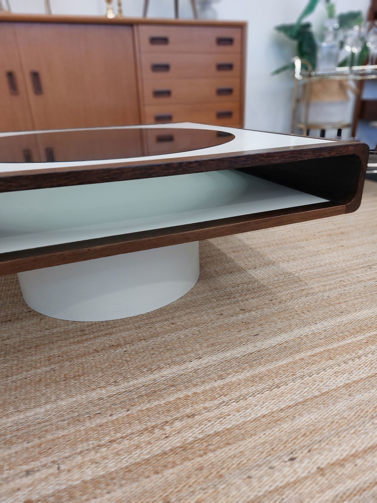 Vintage space age design salontafel 70s | €695 | Whoppah