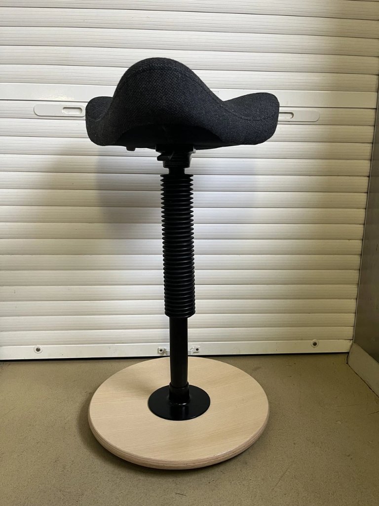 Ergonomischer Hocker Varier Move Compact | €323 | Whoppah