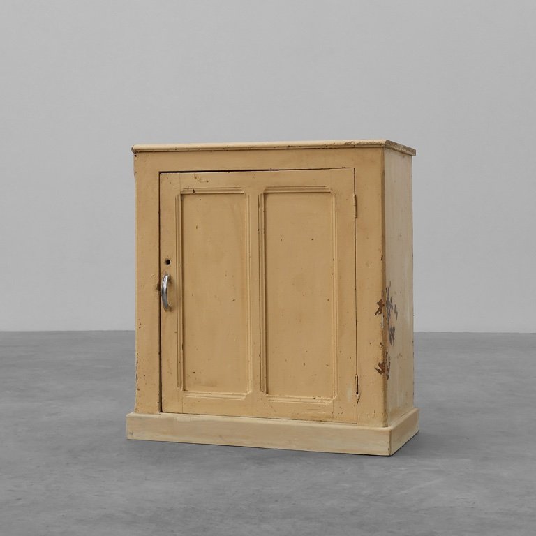 A Charming 19th-Century Pine Cabinet from the French Provence | €2,250 ...