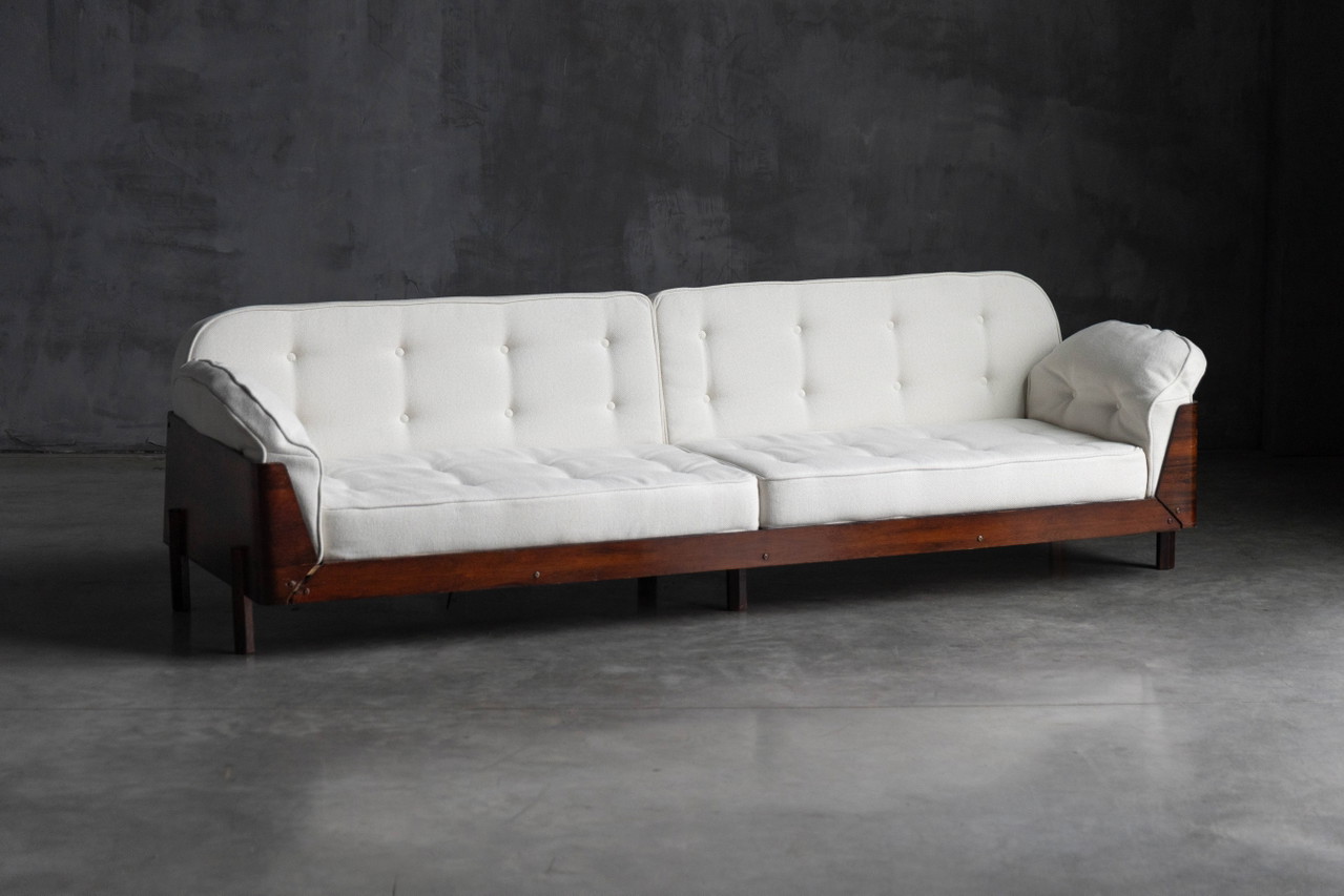 Canapé Mid Century de Móveis Bertomeu, Brésil, années 1960 | €26,900 ...